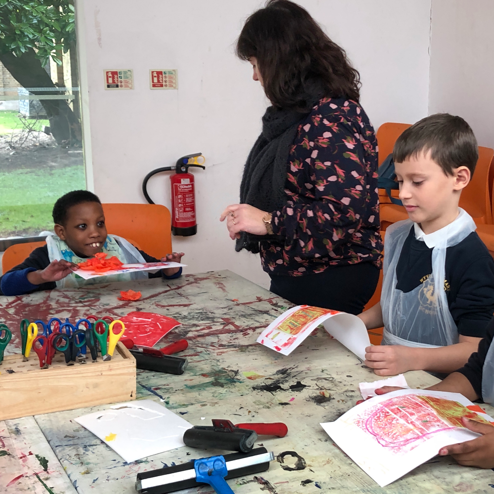 Using art to support speech and language development | A New Direction